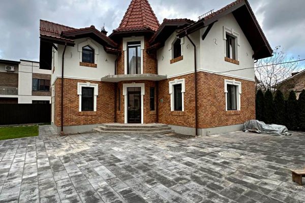 Installation of Clinker Thermal Panels | ™Royal Facade